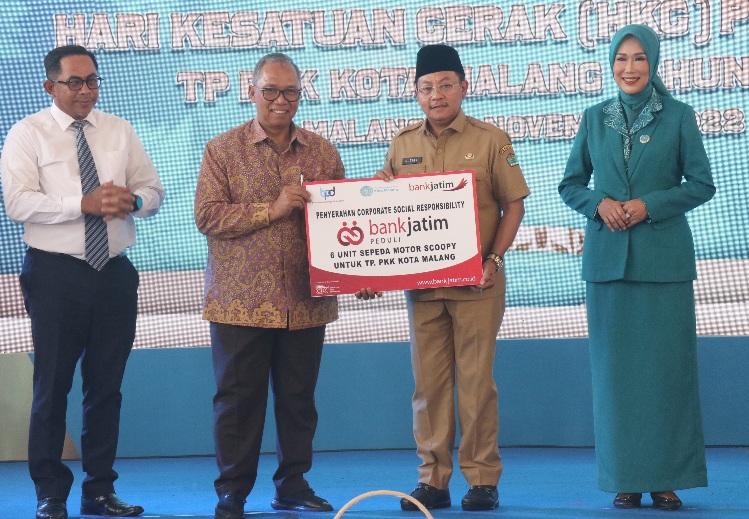 Bankjatim Serahkan Bantuan 6 Sepeda Motor Untuk TP PKK Kota Malang ... Bankjatim Serahkan Bantuan 6 Sepeda Motor Untuk TP PKK Kota Malang ...
