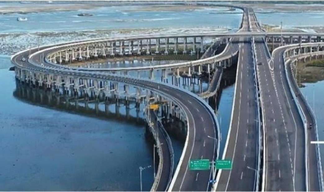 Pemerintah Pertimbangkan Sistem Pembayaran Tol Nirsentuh - Jatimpedia Pemerintah Pertimbangkan Sistem Pembayaran Tol Nirsentuh - Jatimpedia
